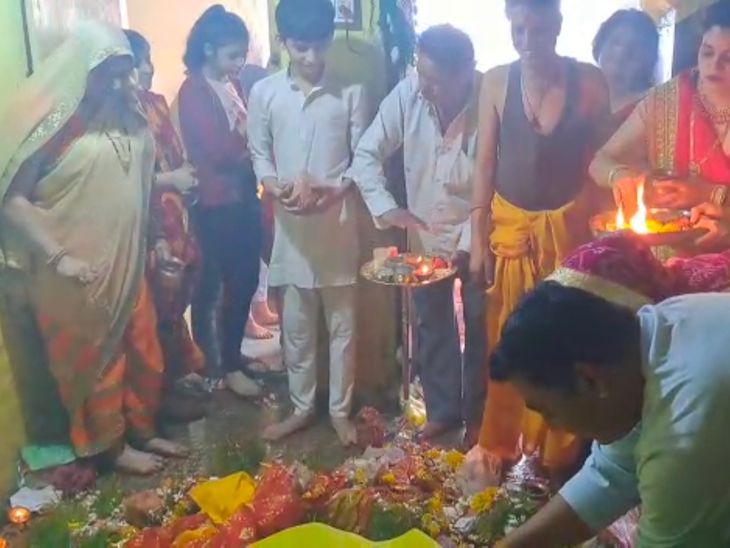Devotees gathered for darshan-worship, will bring the mother in the ...
