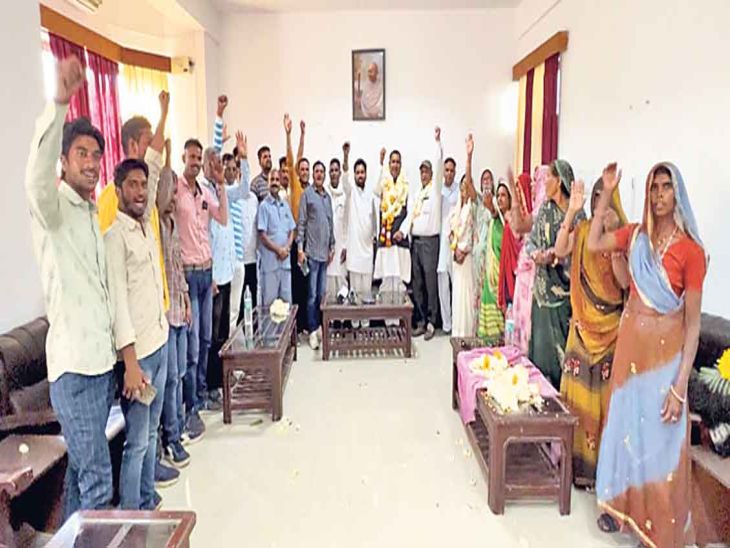 The state president of Ajajja Parishad gave an invitation to attend the ...