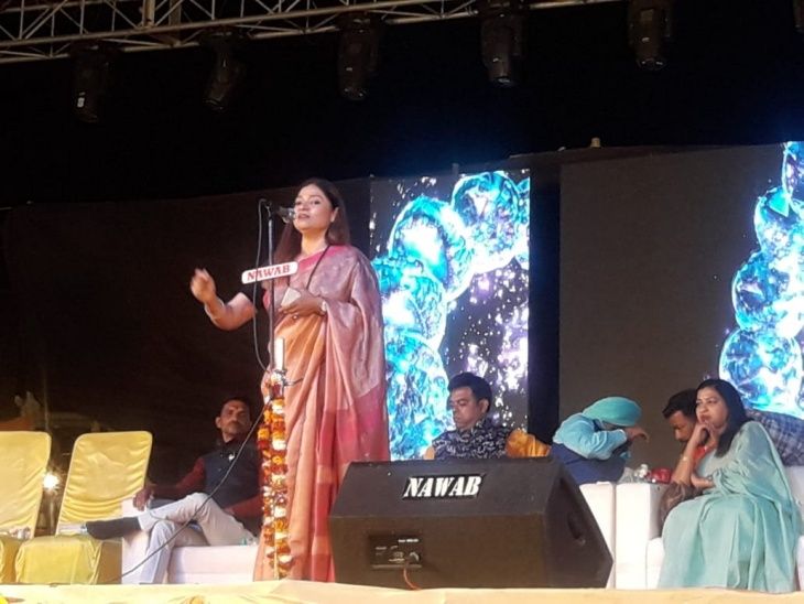 Kavi Sammelan organized in Lakheri, poets celebrated all night long ...