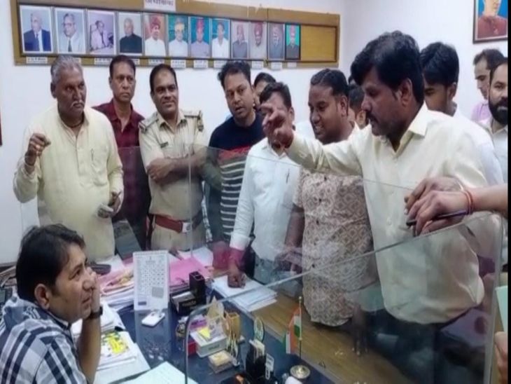 Rajasthan kota Nursing worker assaulted in MBS hospital | नर्सिगकर्मी से मारपीट का आरोपी ...