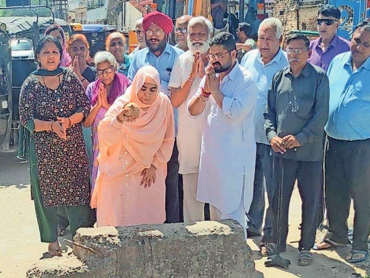 When the issue arose in the House meeting, the construction of a broken ...