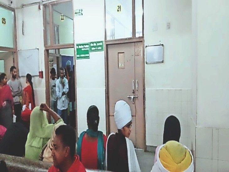 Handing over OPD PG doctors, doctor missing from chairs after writing ...