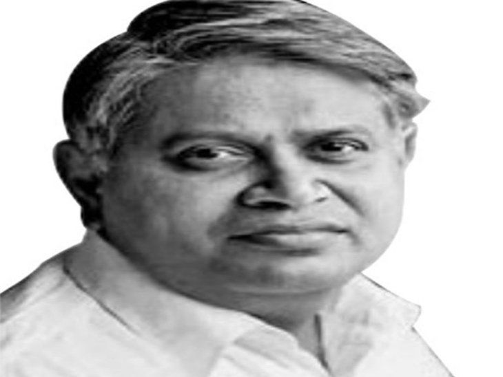 N. Raghuraman's column - Now the trend of 'filling stomach' of mobile ...