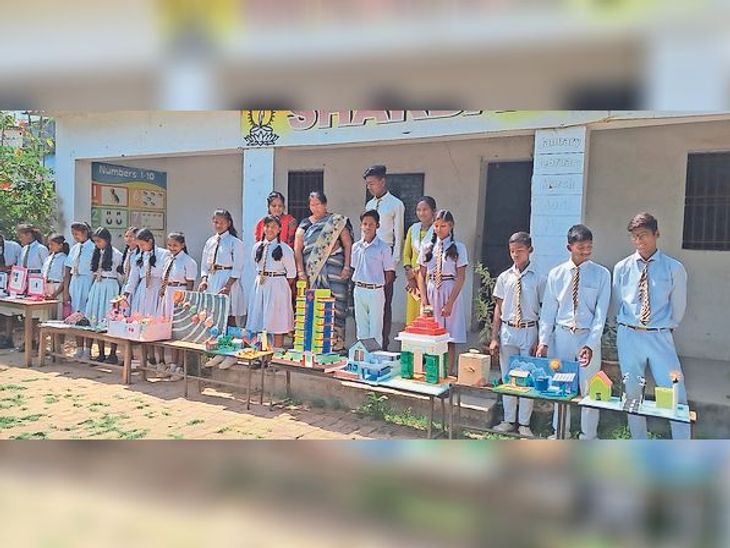 Art craft exhibition organized in Moragi Sharda Vidya Mandir | आर्ट ...