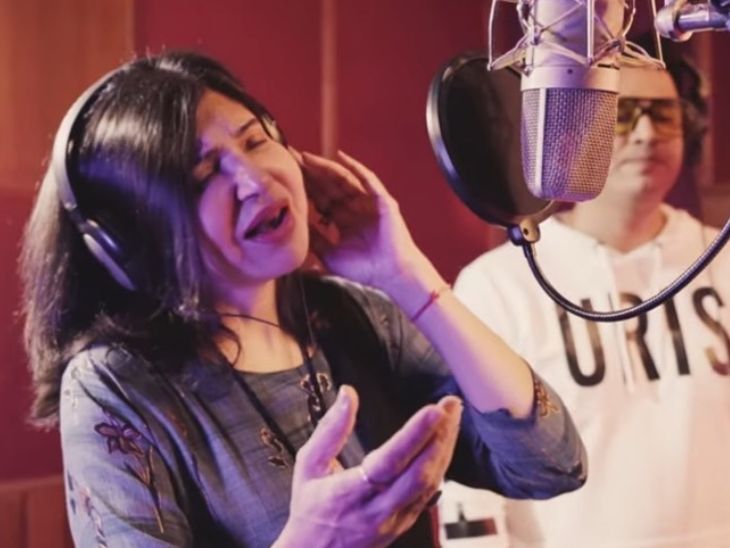 Alka Yagnik On Double Meaning Songs Recording | Bollywood News