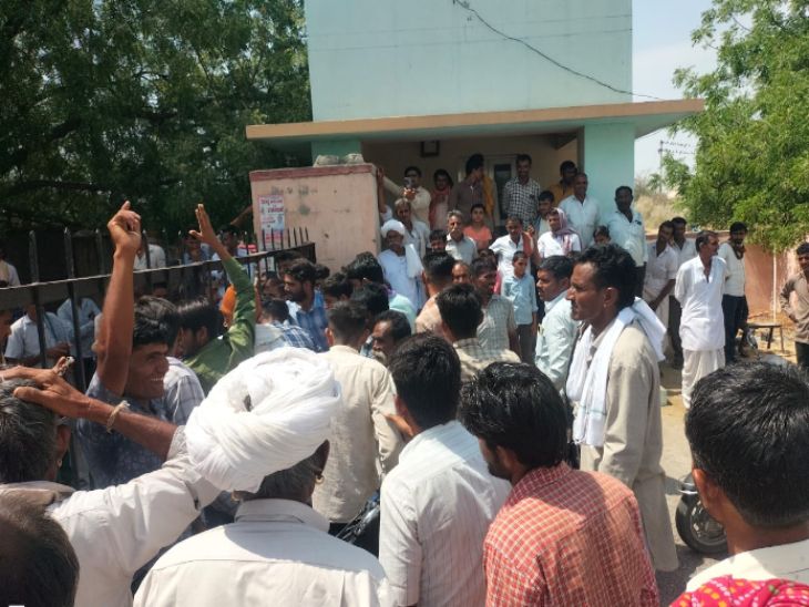 rajasthan barmer dhorimana former protest Accusations of arbitrariness ...