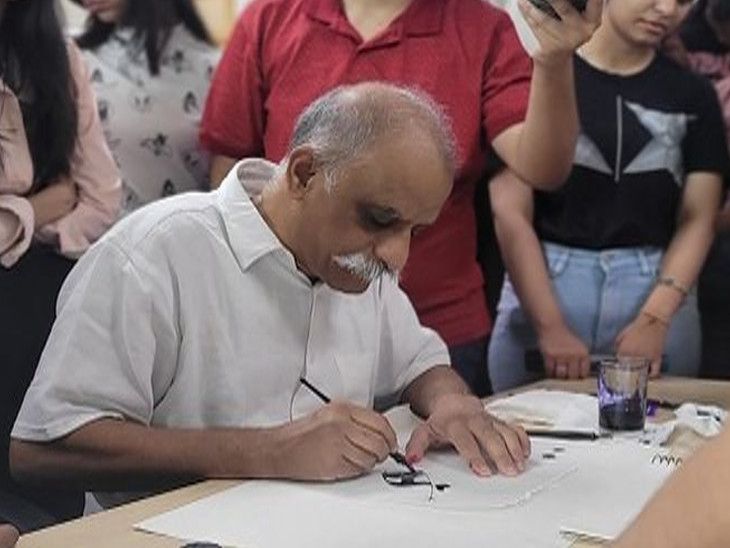 Expert explained art technique in workshop on calligraphy at Manipal ...