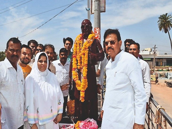 Congress workers celebrated Ambedkar Jayanti under the leadership of ...