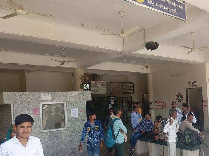 Palwal- Temperature at 41.5 degree, fan missing in bus stand ...