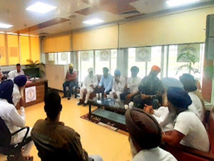 Reduction in slip on vehicles coming out of Kachchi Dhusi Dam | किसानों ...