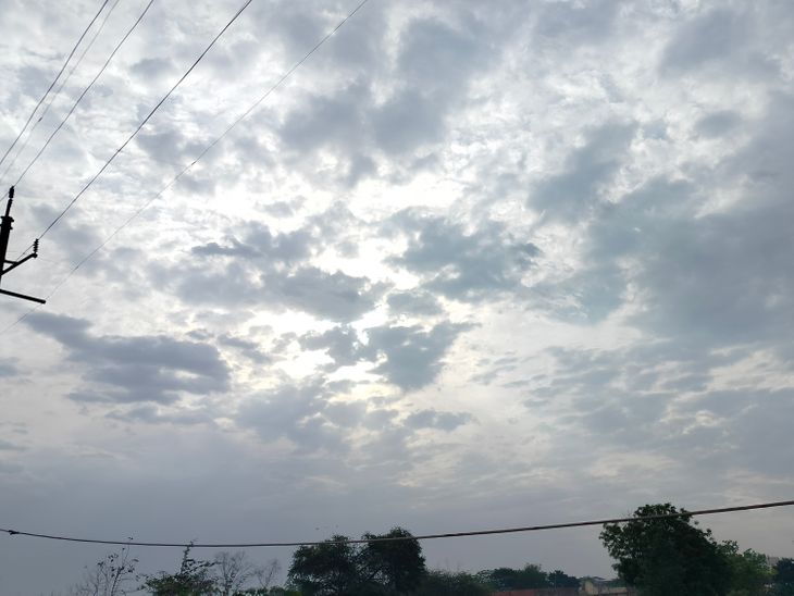 The sky was cloudy, drizzle also happened, more than half of April ...