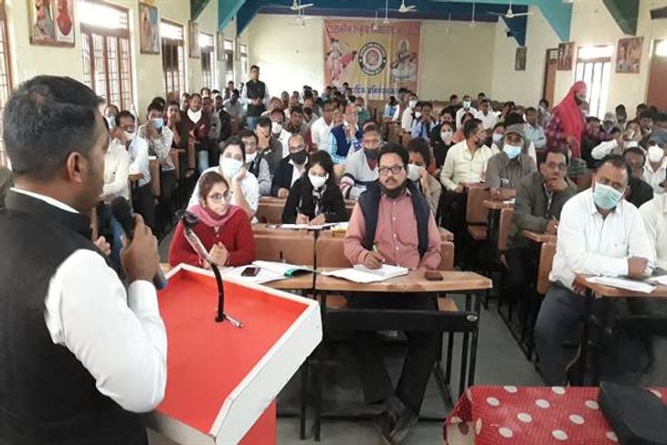 28 hundred employees will be trained in Saket College