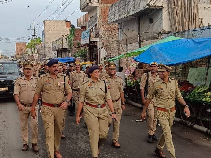 Heavy force on the roads and route march in different areas as soon as ...