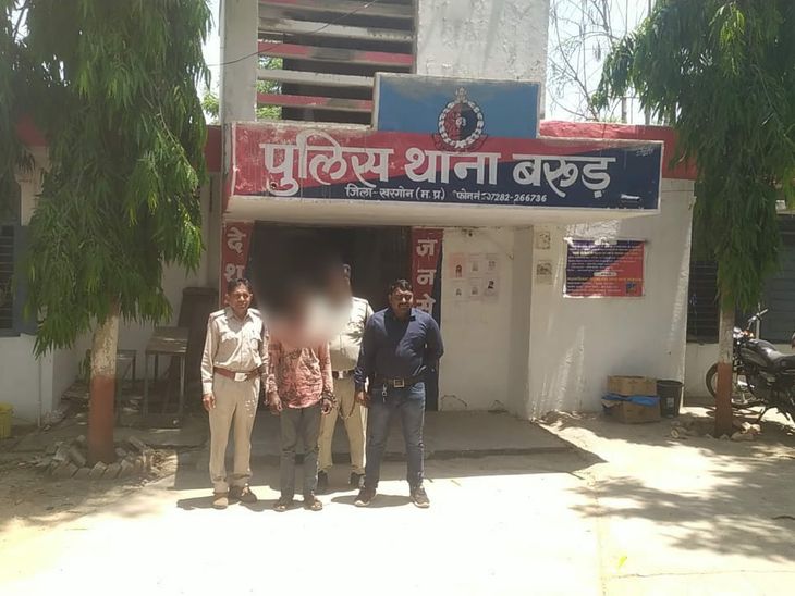 Suspicion of character had absconded after killing his wife | गुजरात से ...