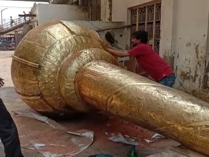 Installation will be done outside Khedapati Hanuman temple in Indore ...