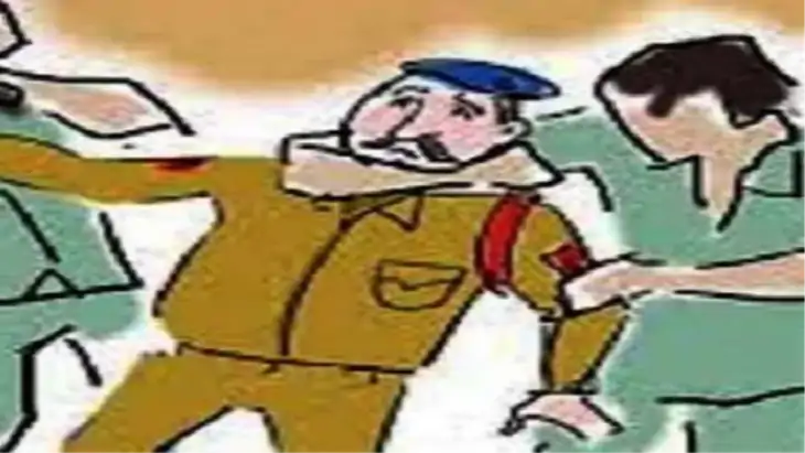 Three auto drivers injured the constable in a brutal attack | बदमाशों ...