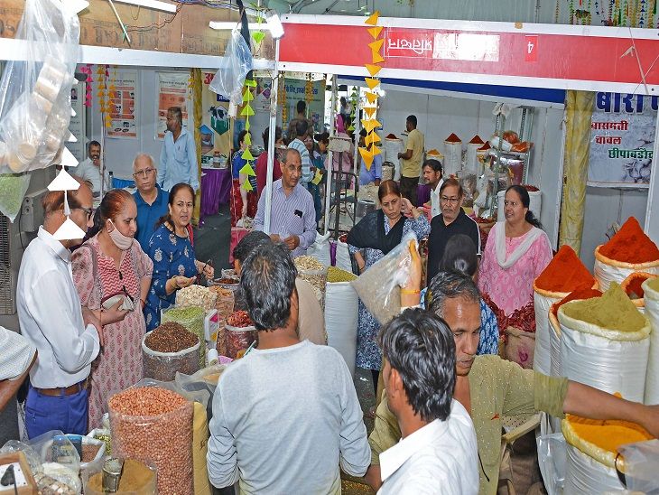 National Spice Fair - 2023 in JKK, heavy buying of spices | केरल ...