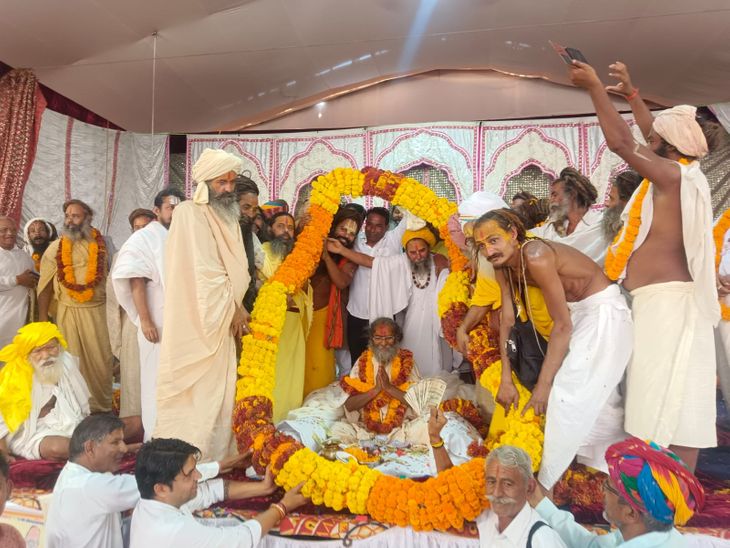 Due to Shri Vishnu Mahayagya, the atmosphere became devotional. 51 kg ...