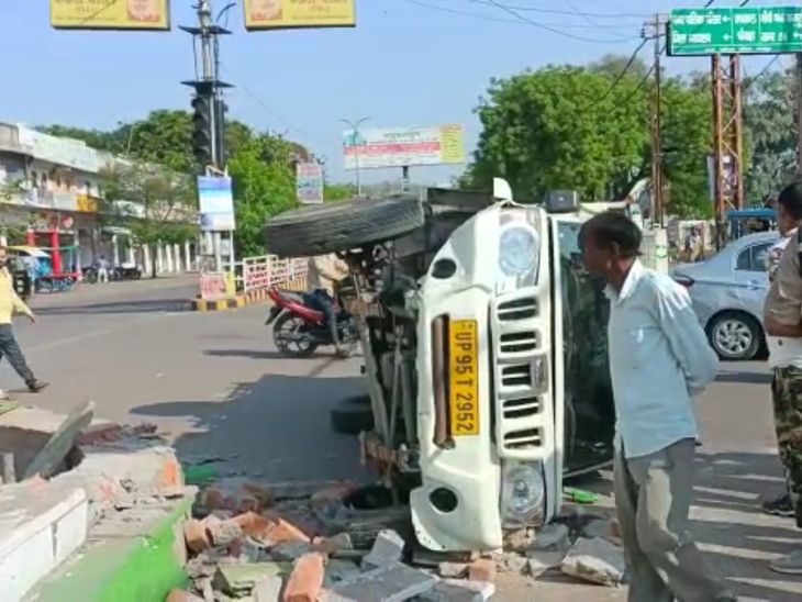 Accident occurred while saving a speeding bike, the injured suffered minor injuries | छत्रसाल ...