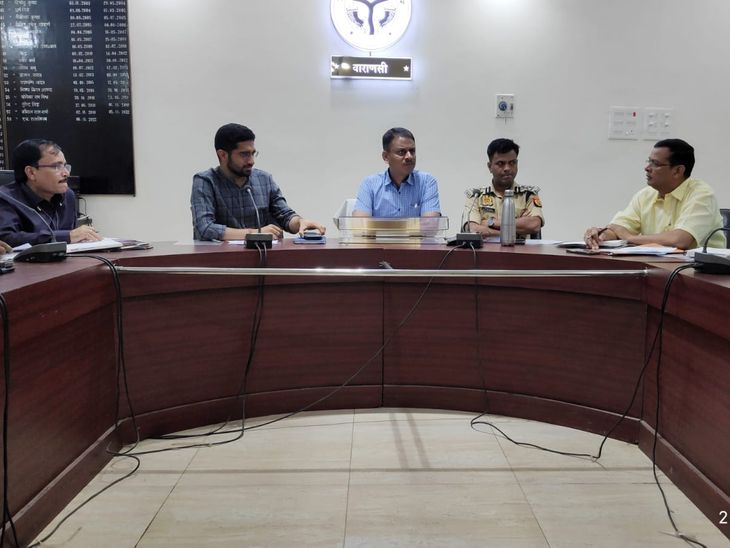 DM holds meeting, gives instructions to officers, torch procession will ...