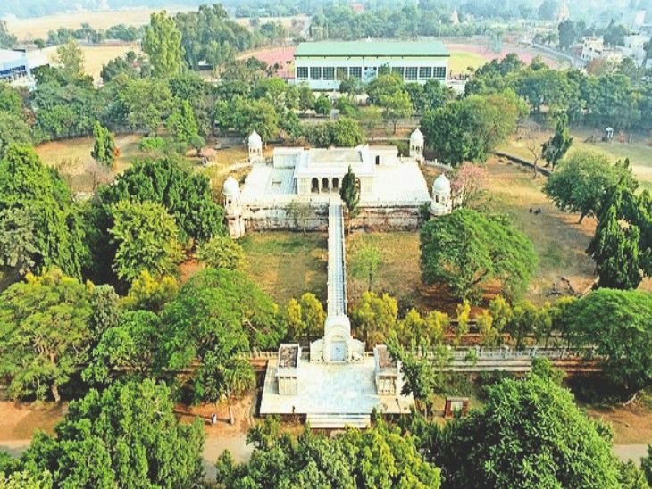 5 thousand trees and plants of Banasar Bagh are giving 5 lakh liters of ...