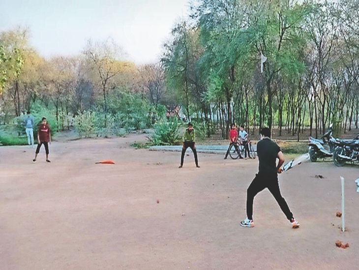 It is necessary for children to play field games to avoid stress during ...