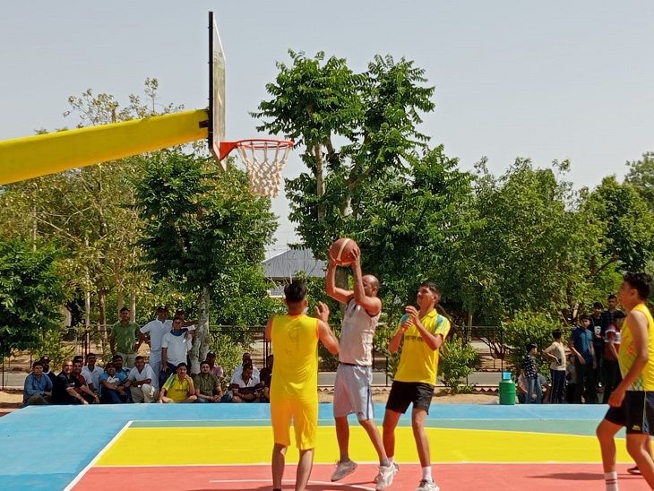 IG Umesh Chandra Dutta said - Games are necessary for fitness | सीकर ...