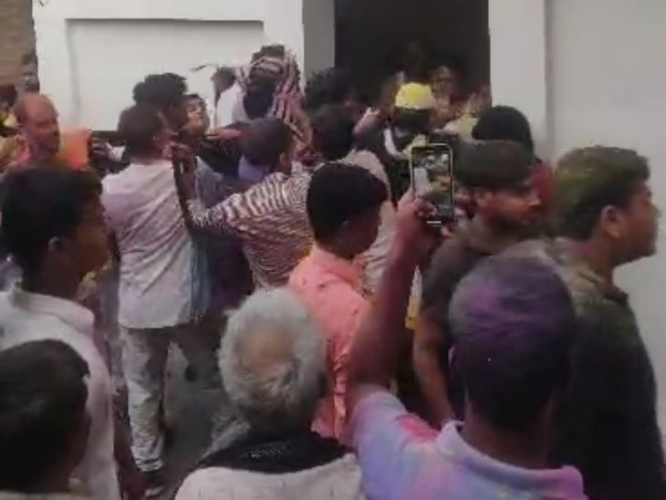 Victory procession taken out in Ballia, the defeated BJP candidate was ...