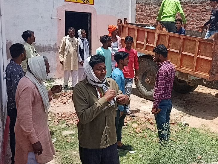 Dead body found hanging in the room, was troubled by the quarrels of ...