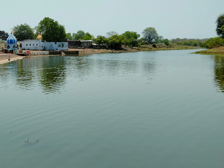 Administration and NAPA completed the formalities by putting a warning ...