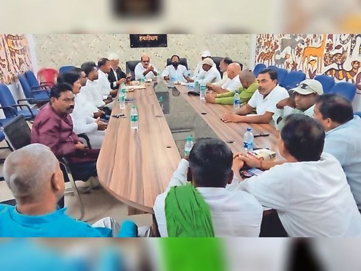 Shashi Mohan became the coordinator of the 20-point committee ...