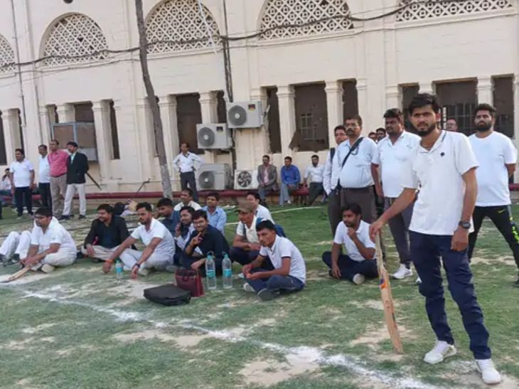 Nazarat-11 team was defeated by 6 wickets in the last over of the match ...