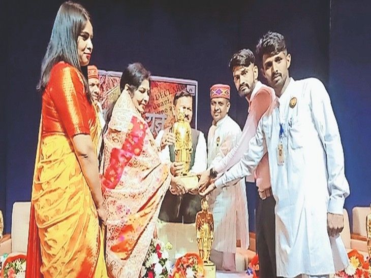 Sanjeev Rana, a resident of Batta, received the Atal Award for his work ...