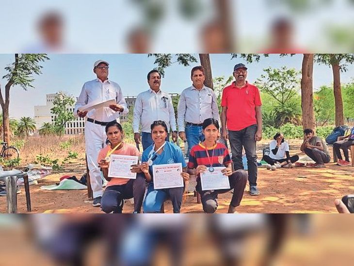 10 thousand meters in GLA College. Patan's Rahul got first place in the ...