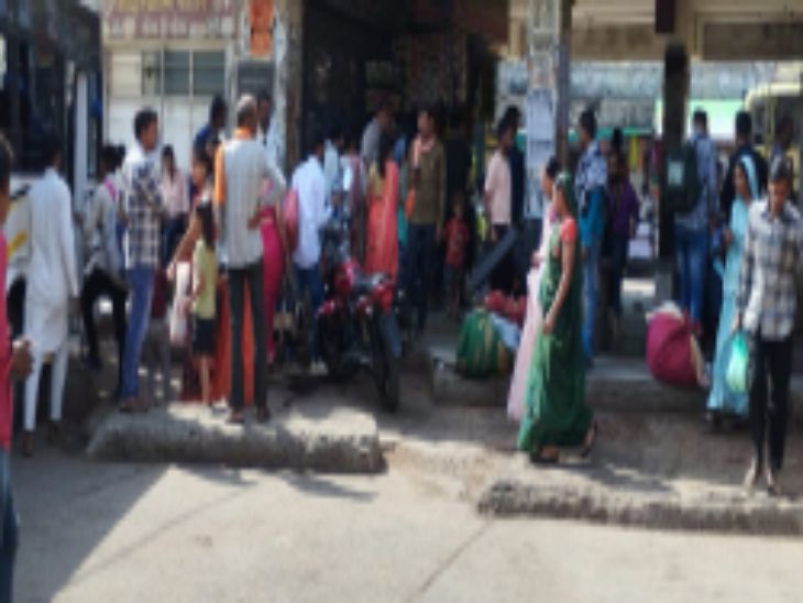 Overloading of passengers in buses increased due to weddings, ignoring ...