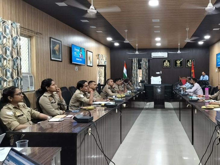 HDFC Bank's Noida and Rampur experts team gave important tips