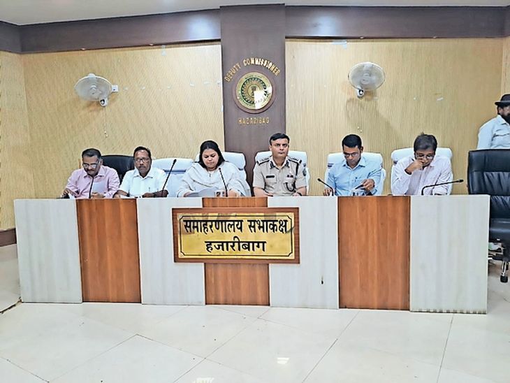 Cut the power connection of illegal crushers, stop sand mining from 10 ...