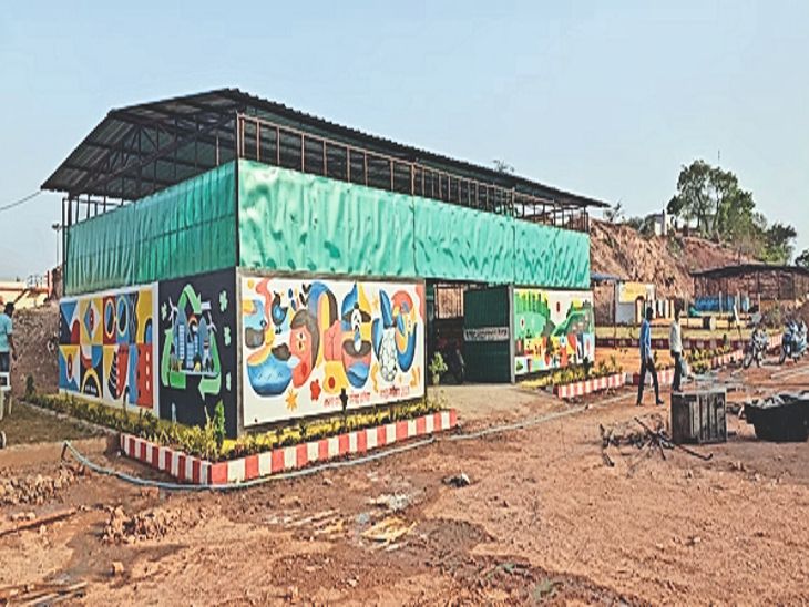 2 3R park ready on the trenching ground | सौंदर्यीकरण: ट्रेंचिंग ...