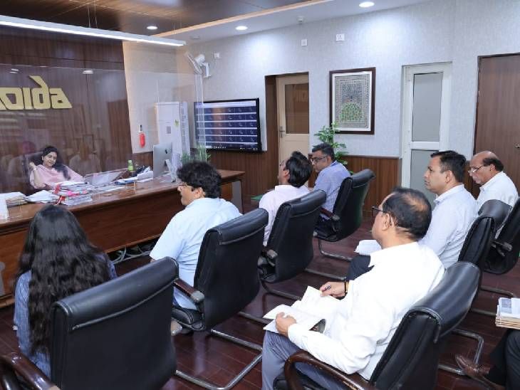 Night sweeping will be done in the markets of Noida HCL Foundation will ...