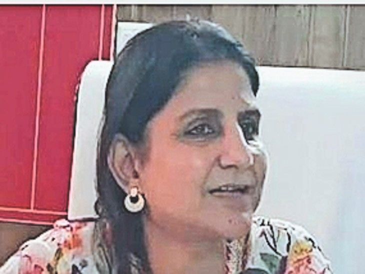 Took charge of PMO from Dr. Poonam, gave notice of VRS and went on ...