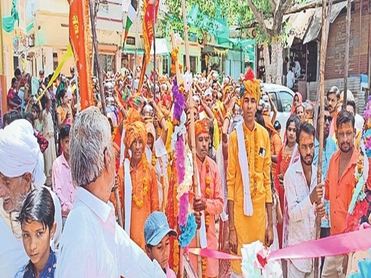 Viraja Shiva family in the newly built temple, Kalash procession was ...