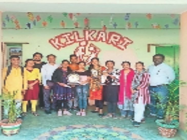 The children of Kilkari won the first prize | जिला युवा उत्सव कार्यक्रम ...