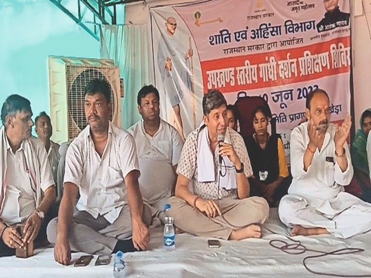 Father of the Nation Mahatma Gandhi had shown the path of truth-non-violence: Rohit Bohra ...