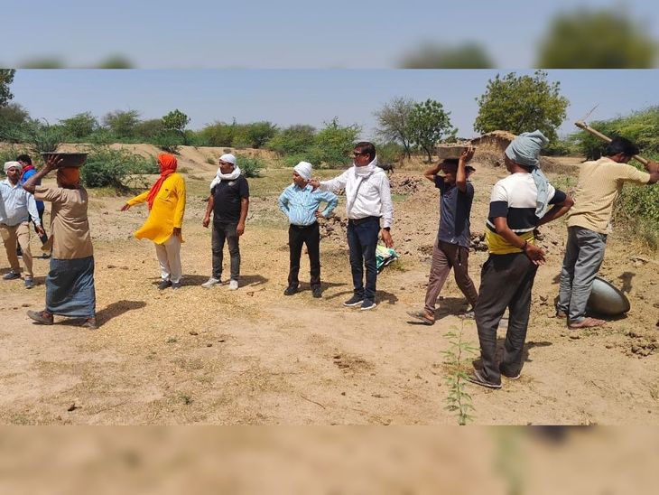 Every person should take out time and do shramdan: Shejwar | तालाब ...