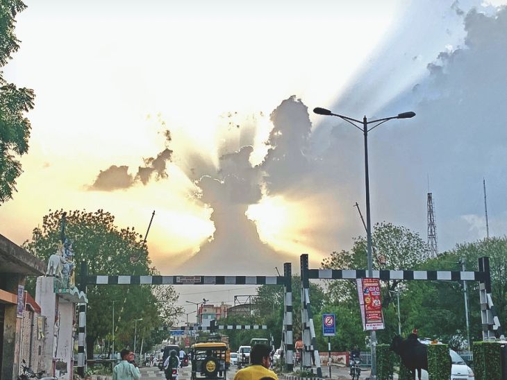 The humid heat throughout the day made the weather pleasant due to ...