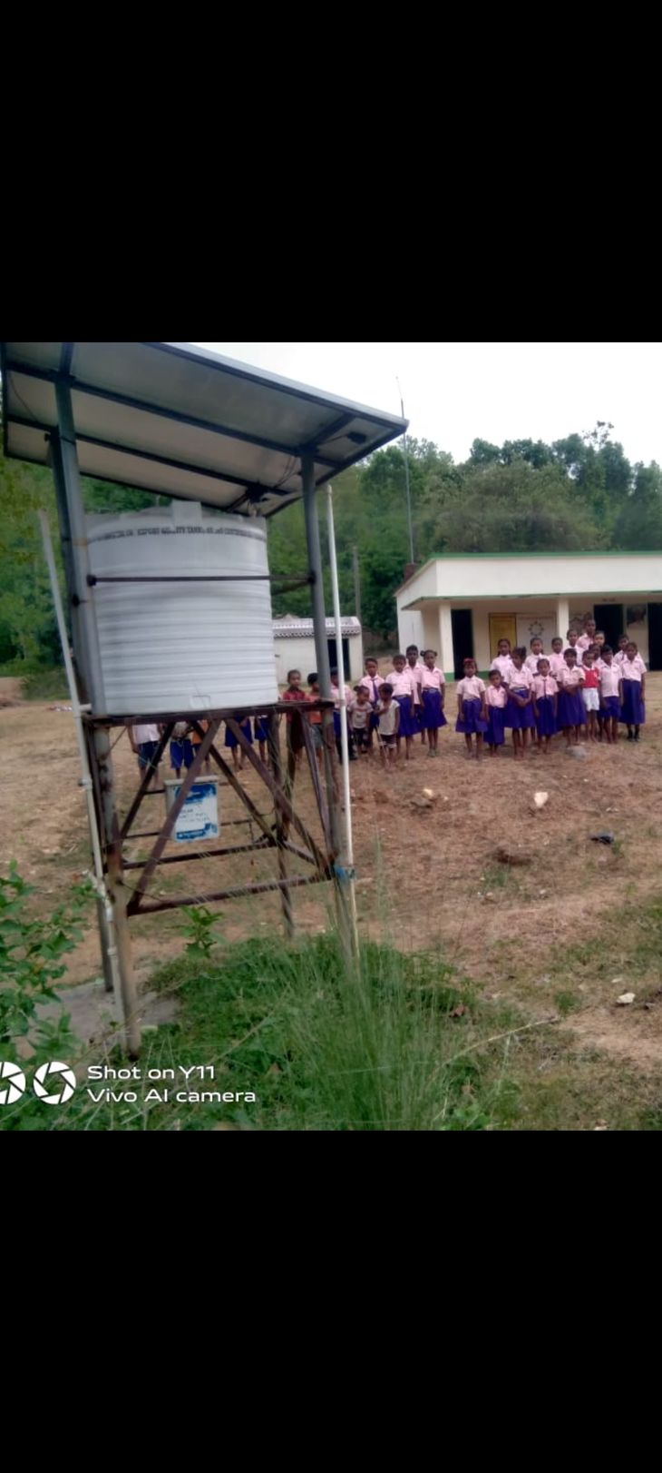 Students are upset due to the problem of poor drinking water in Nava ...