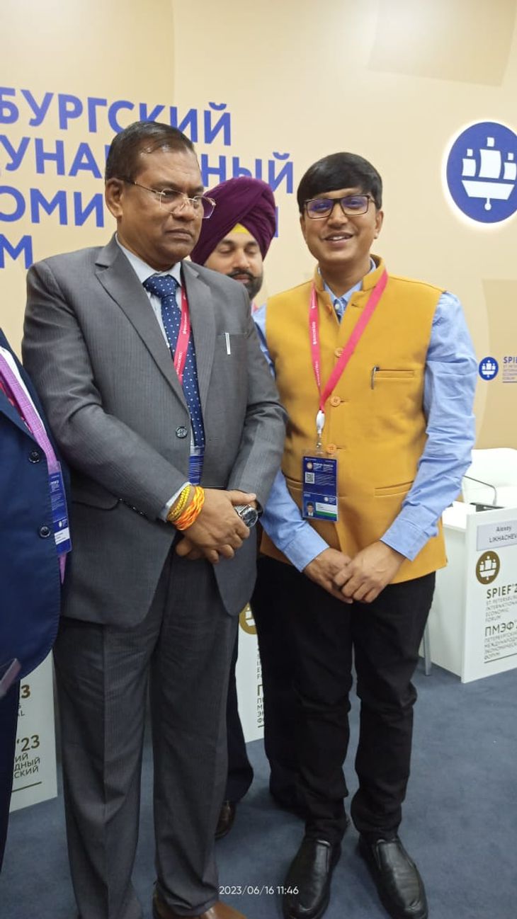 Dr. Arun Kumar of Buxar led the country in Russia to prevent cancer ...