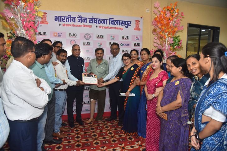 On the first day 80 registrations, 15 Divyangs were given hearing aids ...