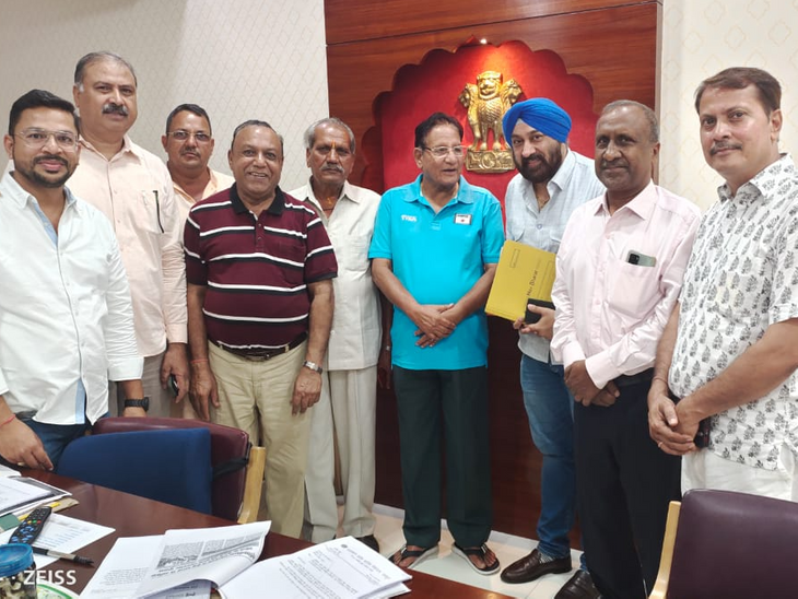 Transport Operators Union officials met UDH minister to demand early ...