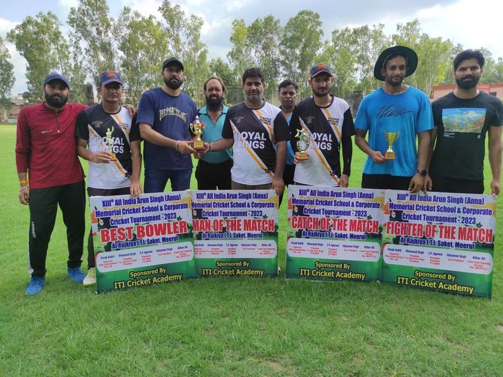 Beat Black Blue by 25 runs, bundled out for 195, had given a target of ...